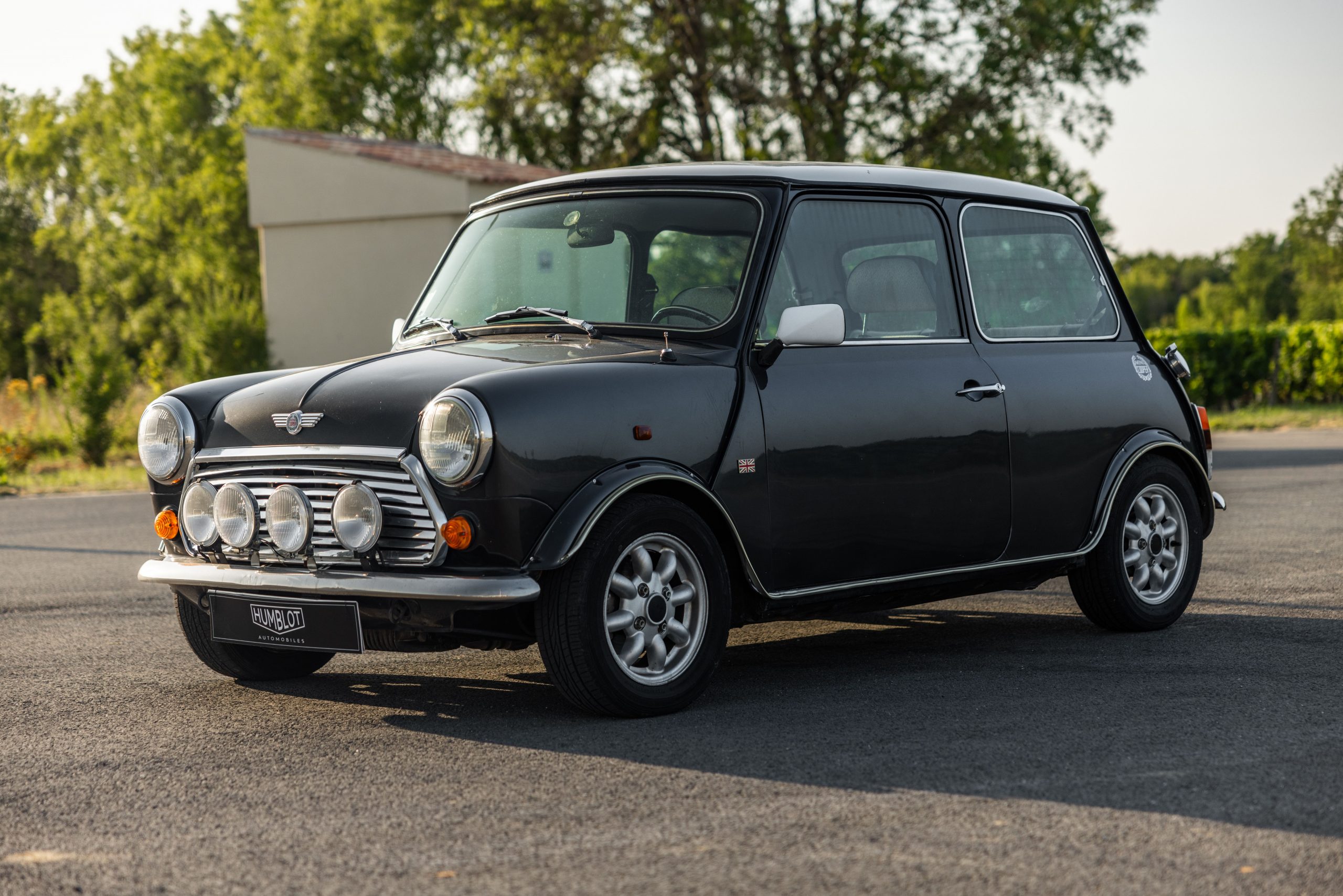 Véhicules - Page 2 à 5 - Humblot automobiles